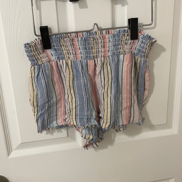 Bella Dahl | Shorts | Float Shorts | Poshmark